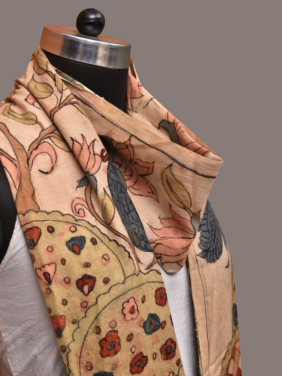 Cream Kalamkari Hand Painted Sico Stole with Tree of Life Design ds351 ...