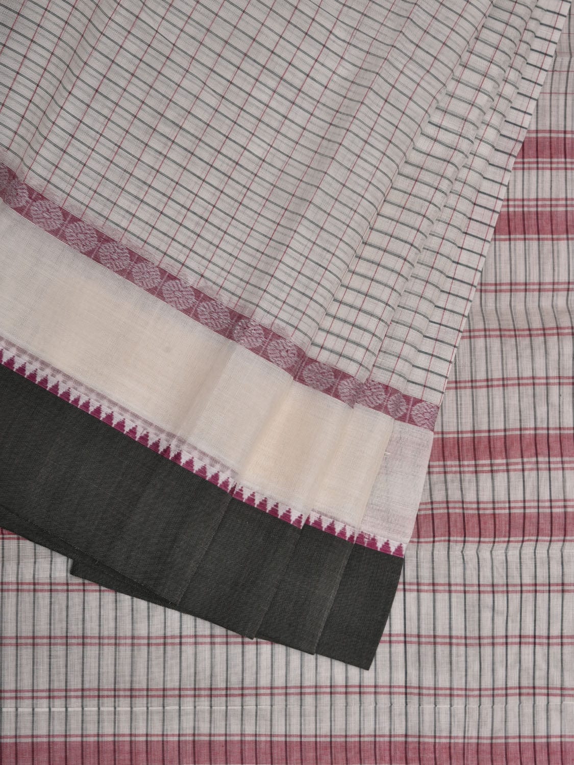White Narayanpet Cotton Handloom Saree with Checks Design No Blouse np ...